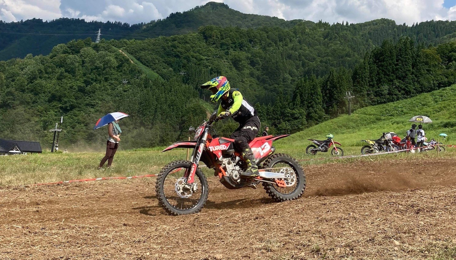 【2021/07/24-25】JNCC第5戦 内嶋選手が新製品"VX30"を使用しTOP10入り | アイ・アール・シー 井上ゴム工業株式会社