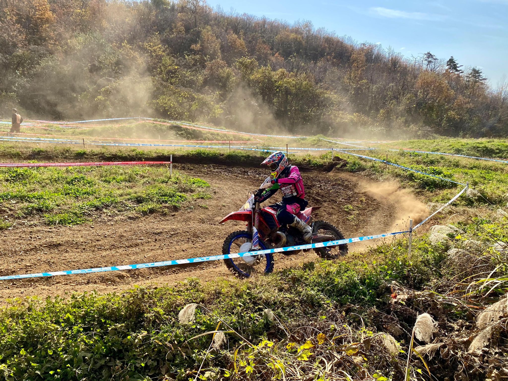 【2021/11/20-21】JEC R6/7 SUGO 2DAYS ENDUROでiRCライダー釘村忠選手が両日優勝。 | アイ・アール・シー 井上ゴム工業株式会社